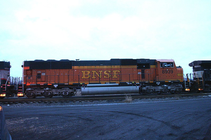 BNSF 8939